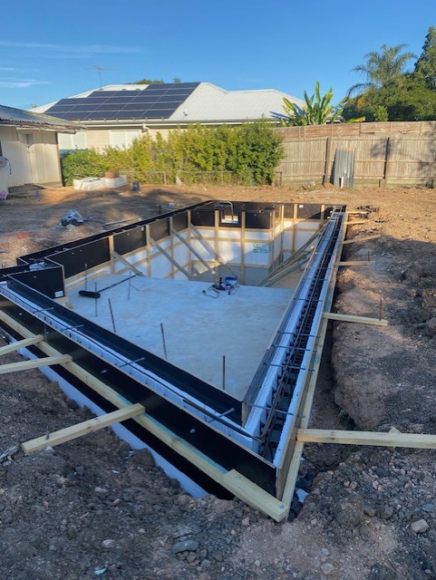 Concrete Block Pool Plans Plan Your Pool With These Pool Paving Ideas!